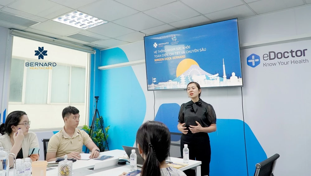CEO BERNARD TRỰC TIẾP GIỚI THIỆU MÔ HÌNH TẦM SOÁT SỨC KHỎE TỪ NHẬT BẢN ...