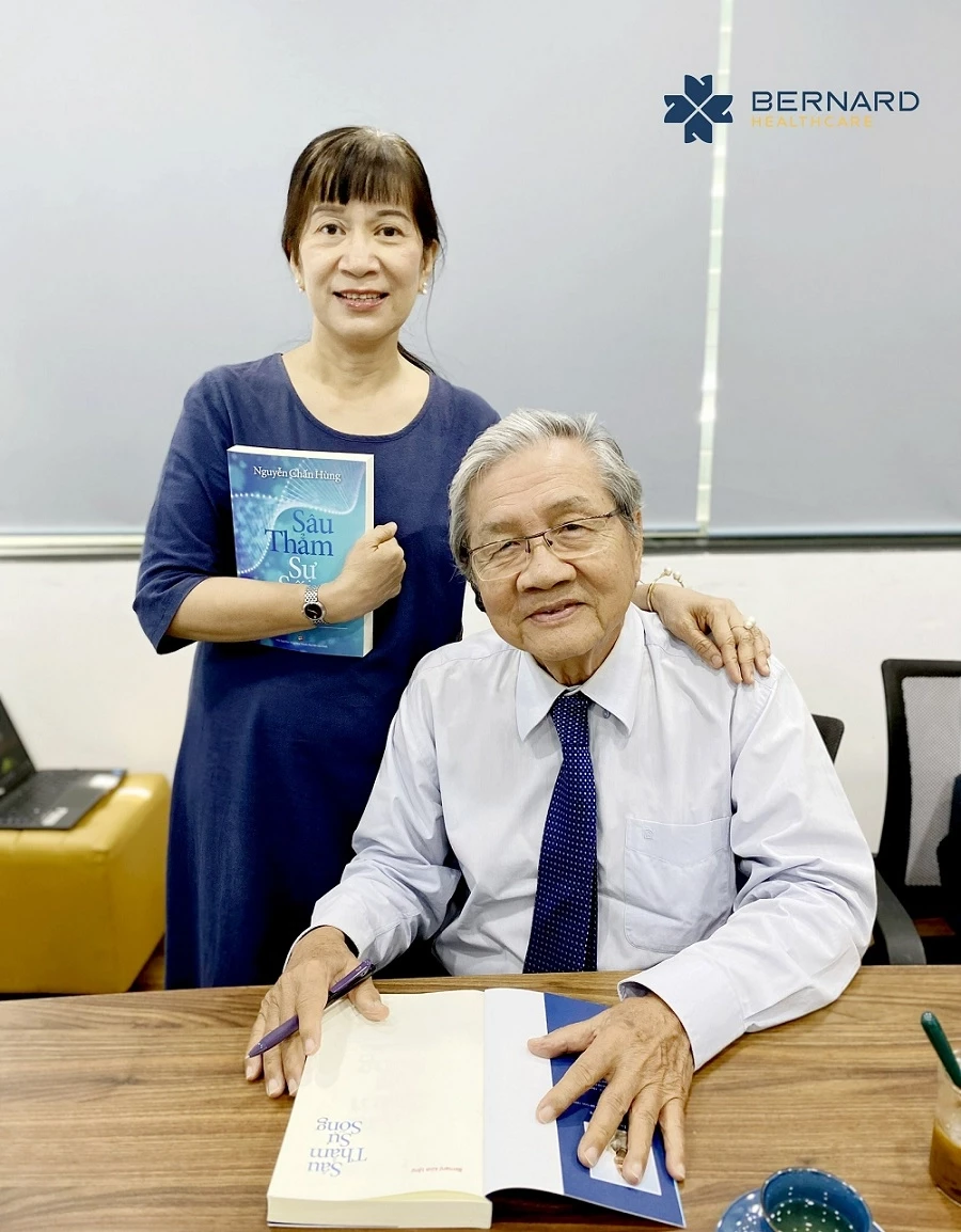 BERNARD HEALTHCARE HÂN HẠNH ĐÓN TIẾP GIÁO SƯ - BÁC SĨ NGUYỄN CHẤN HÙNG