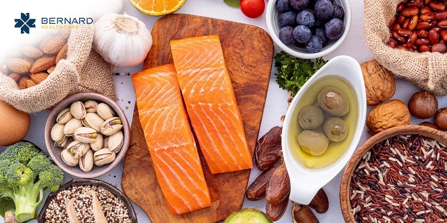 BỊ VẾT LOÉT BÀN CHÂN ĐÁI THÁO ĐƯỜNG, ĂN GÌ ĐỂ MAU LÀNH?